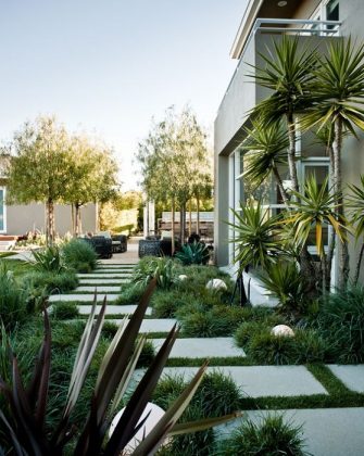 FIND OUT: The Best 15 Side Yard Garden Design Ideas
